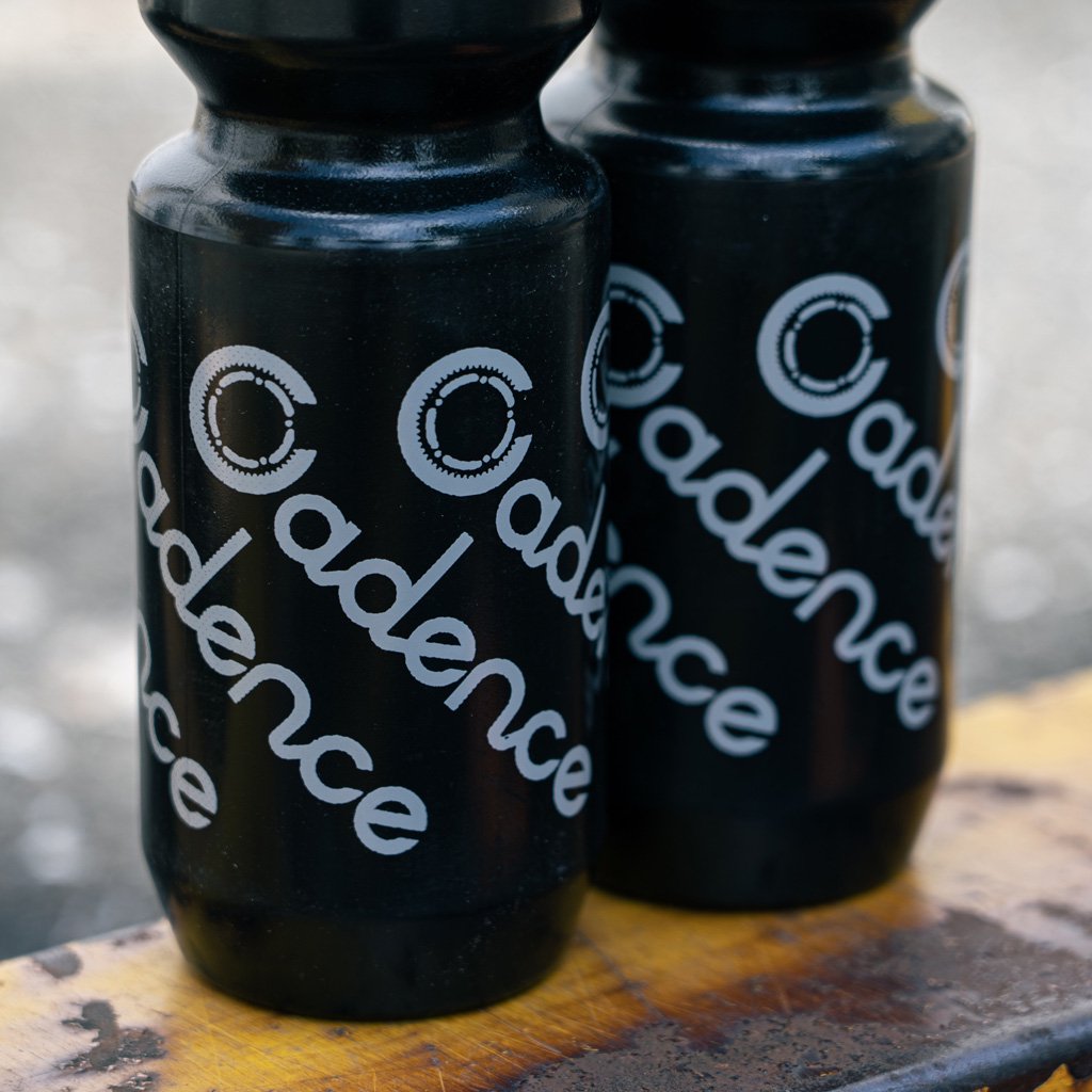 CADENCE script water bottle /ケイデンス
